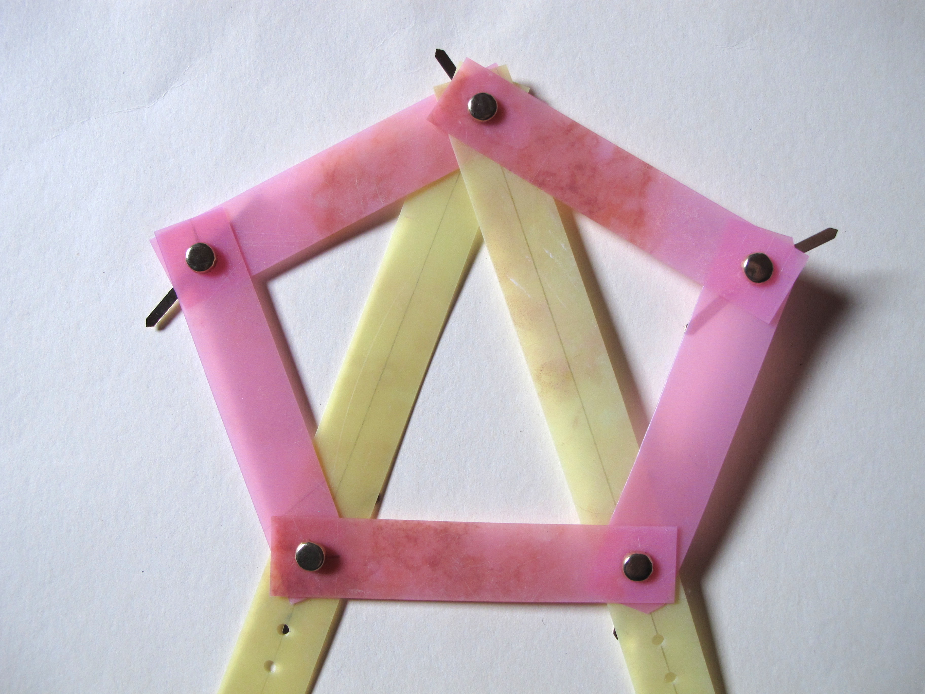 Sturdy structures: building and reinforcing shapes | ingridscience.ca